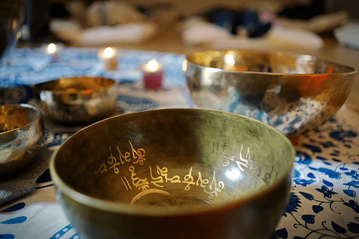Lingam Massage Guide: Benefits and Techniques